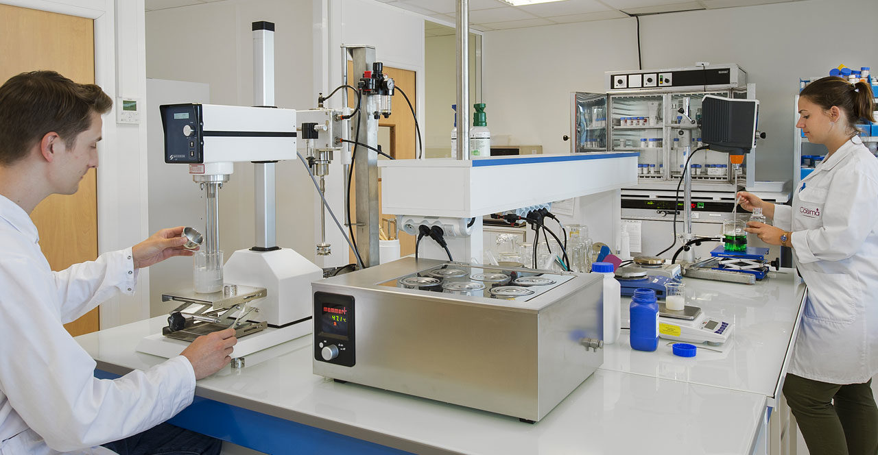 développement. - Cosima Laboratoire